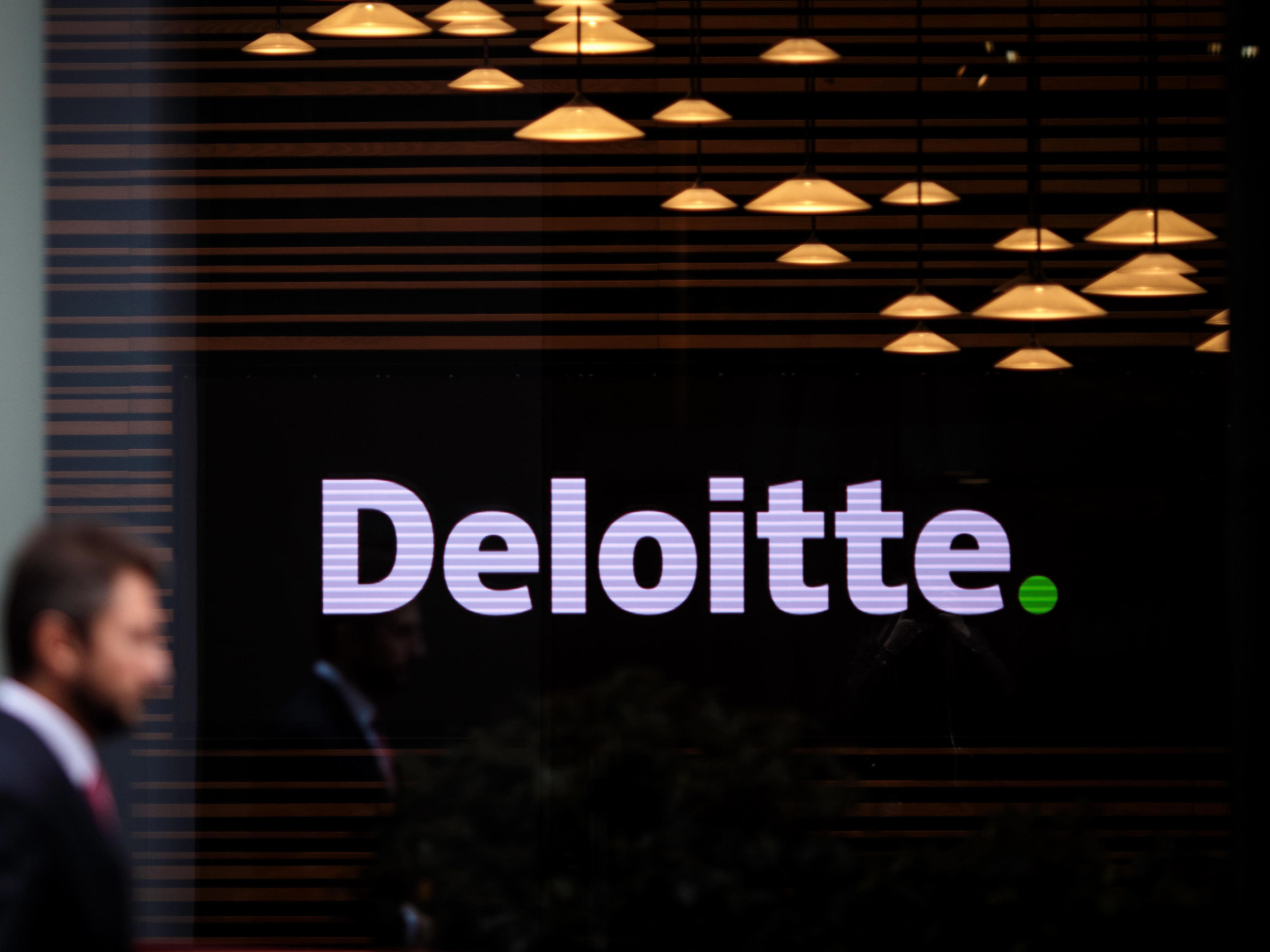 Consulting had a year of huge change in 2025. Here's how the Big Four ...