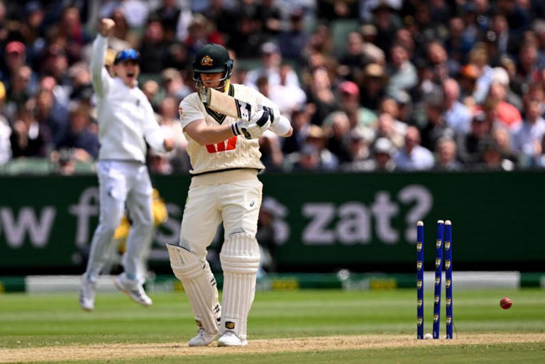 'Green mamba' sees 20 wickets fall on day 1 at the MCG