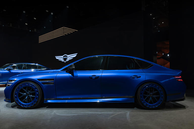 Genesis arranca en España en 2026 con una ofensiva eléctrica y deportiva: estas son sus novedades