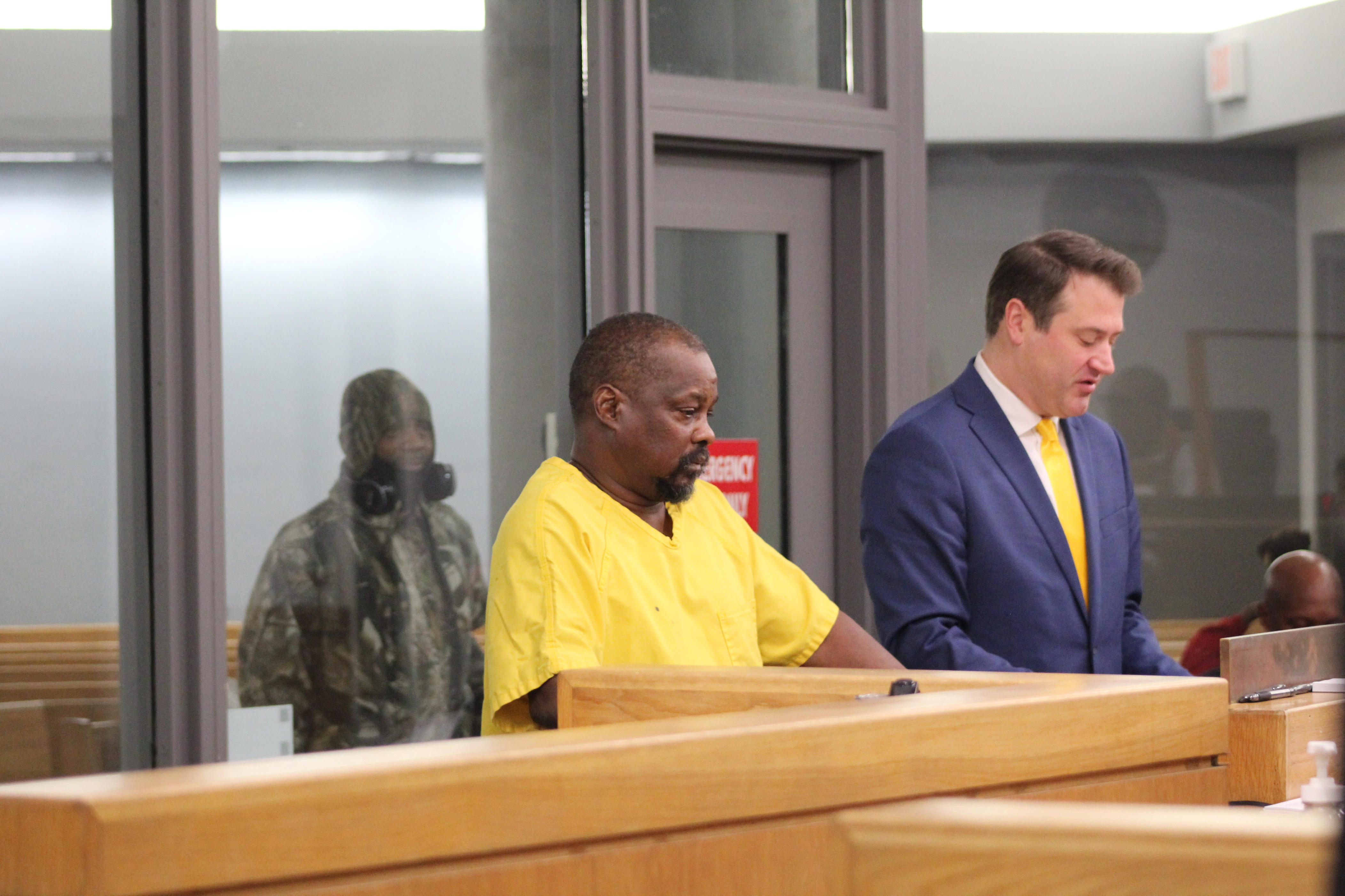 Man accused of shooting woman, 2 kids on Christmas argues self-defense