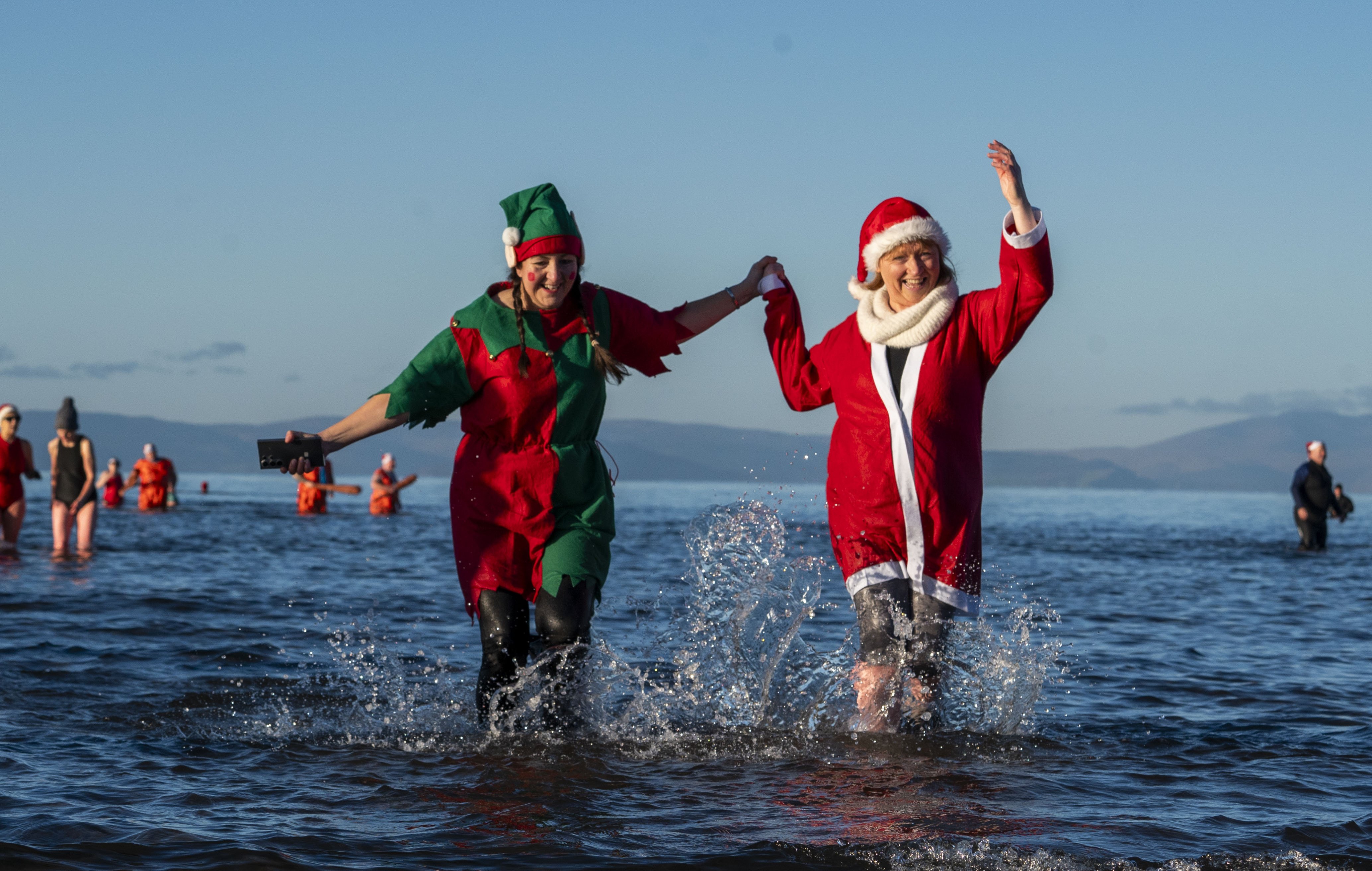 Ayr Boxing Day sea dip 2025: 13 amazing photos as hundreds brave icy ...