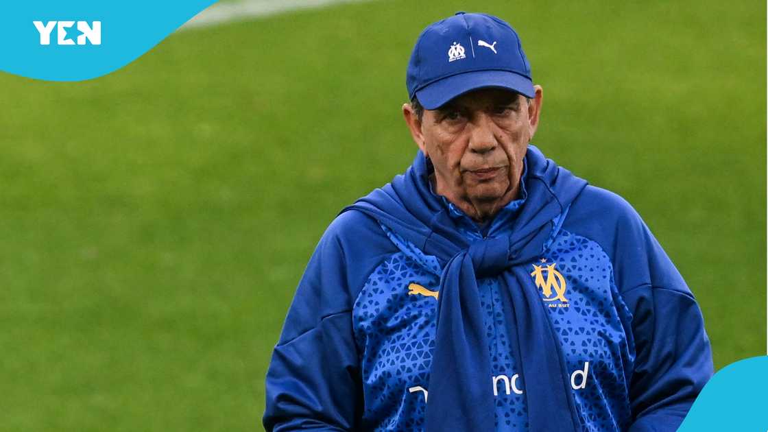 Devastating news on Boxing Day as football legend suddenly dies