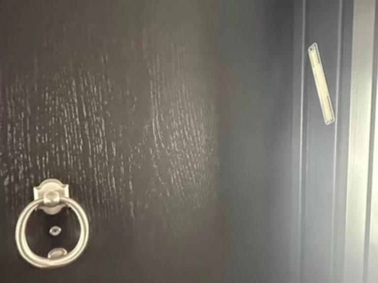 ‘Brazen antisemitism’: More mezuzahs stolen in Toronto, police probe ...