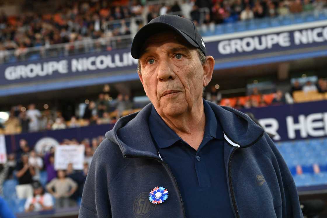 Devastating news on Boxing Day as football legend suddenly dies