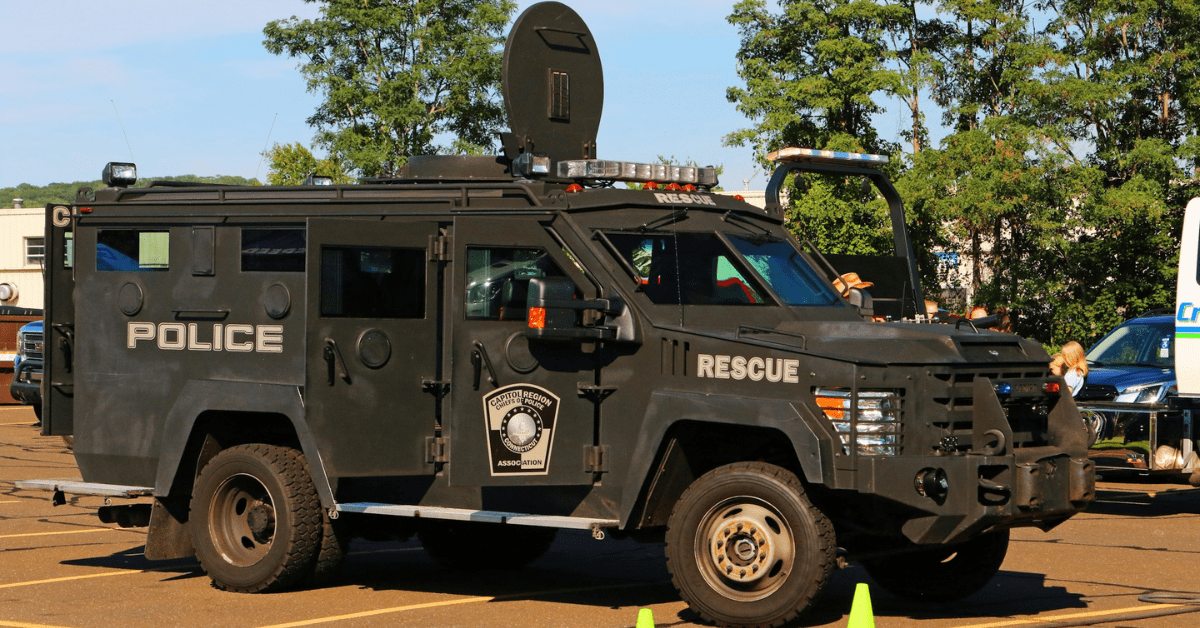 Federal agent briefly kidnapped during DHS operation