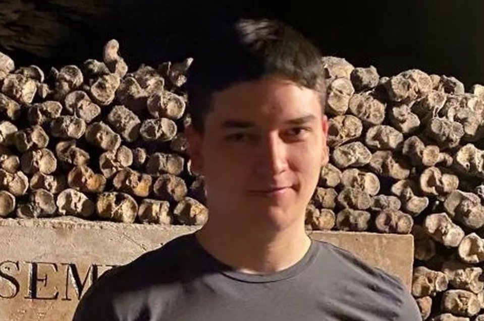 Body found after teen vanished on way to pub