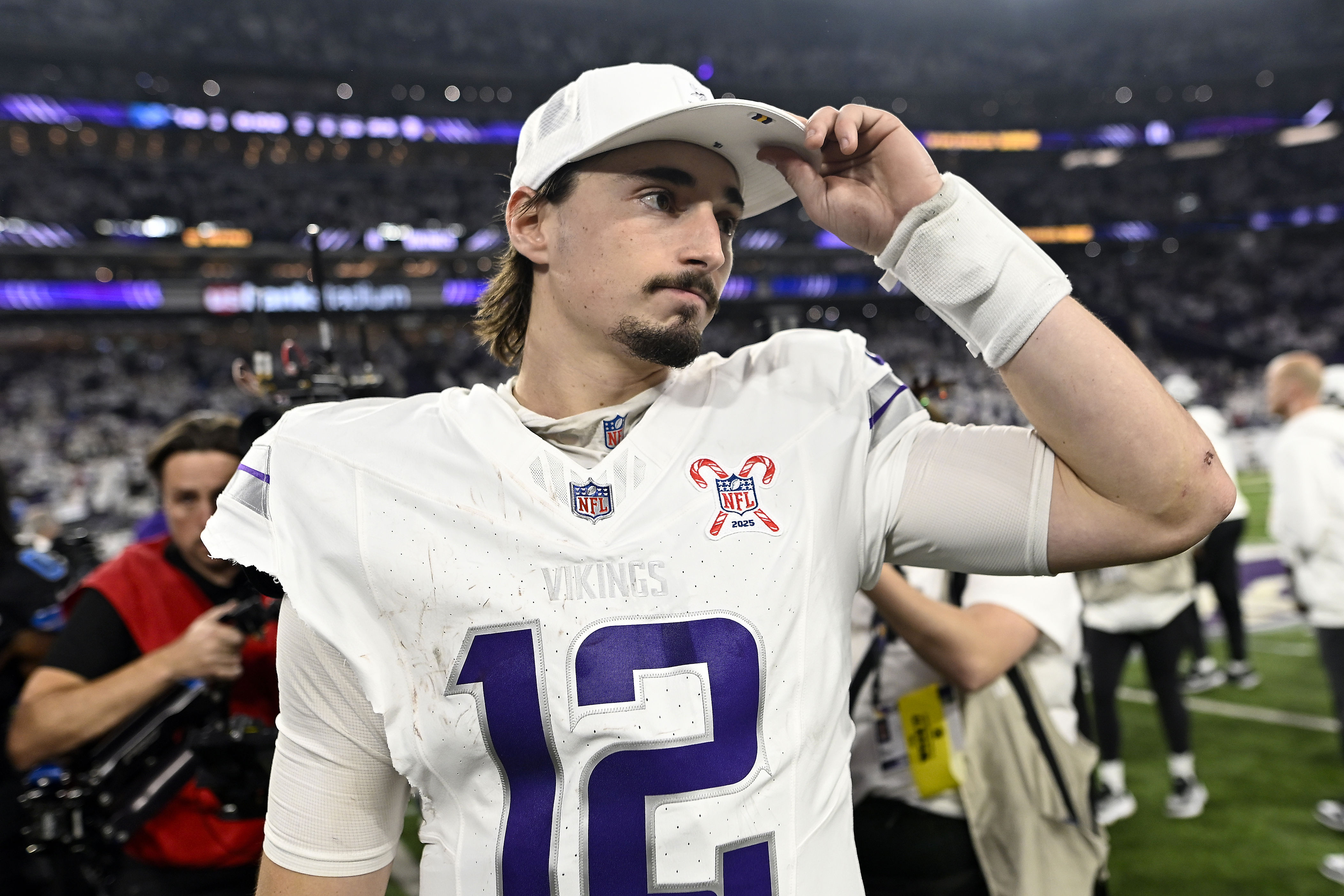 Vikings set dubious passing marks in victory over Detroit