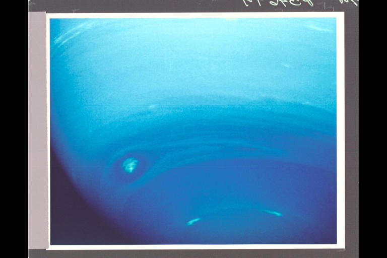 Uranus and Neptune may be 'rock giants,' not 'ice giants,' new model of ...