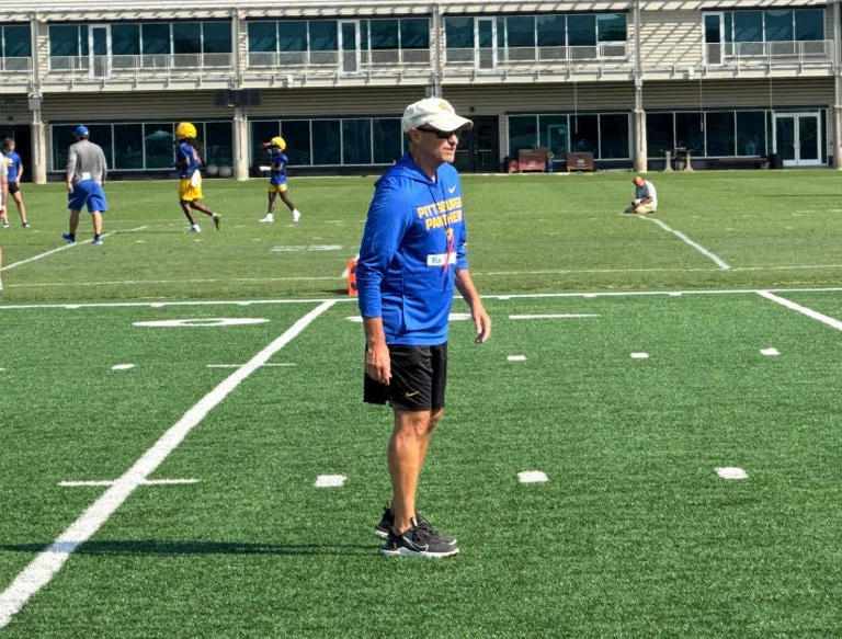 Pitt defensive coordinator retiring