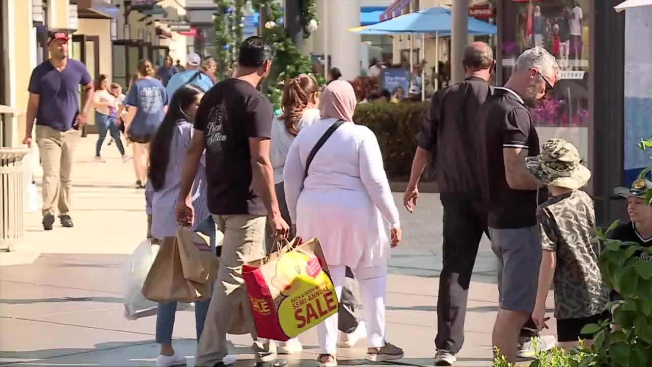 How to handle holiday debt and unwanted gifts: Expert money tips