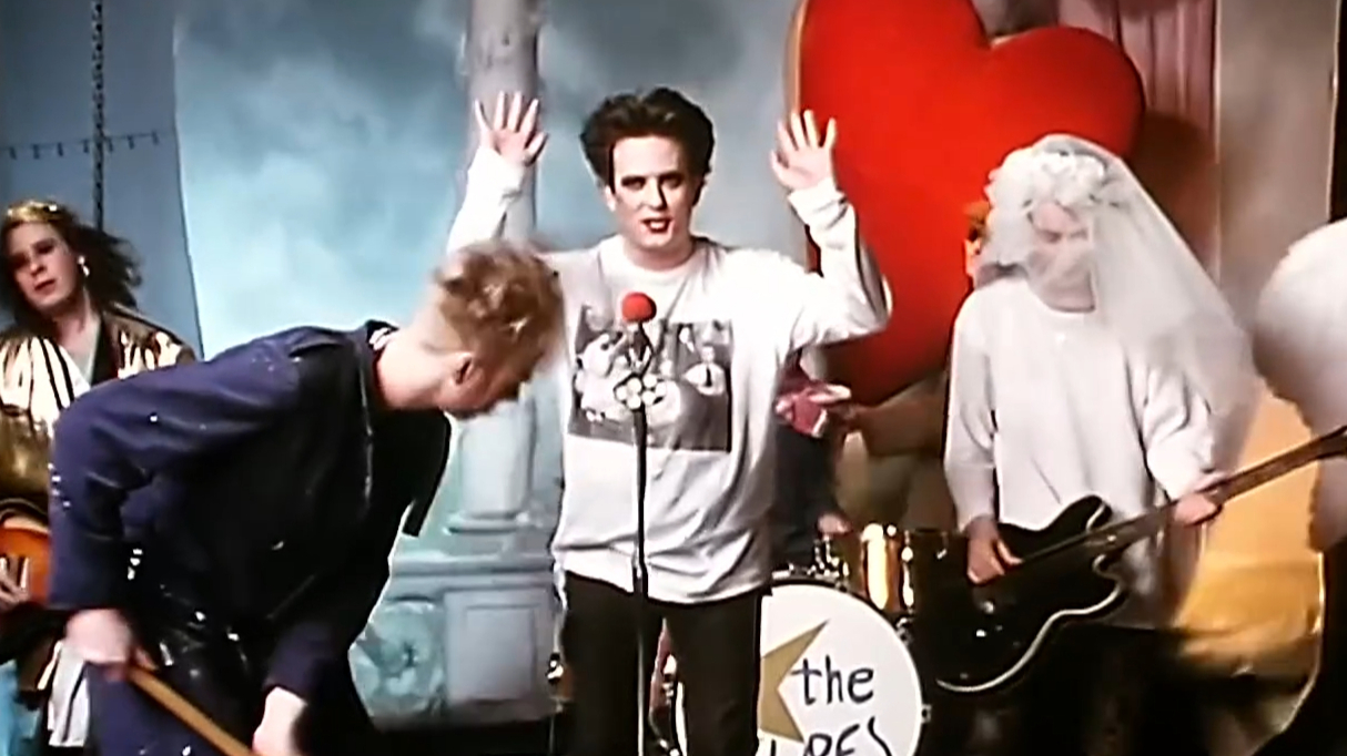 The Cure musician Perry Bamonte dies aged 65