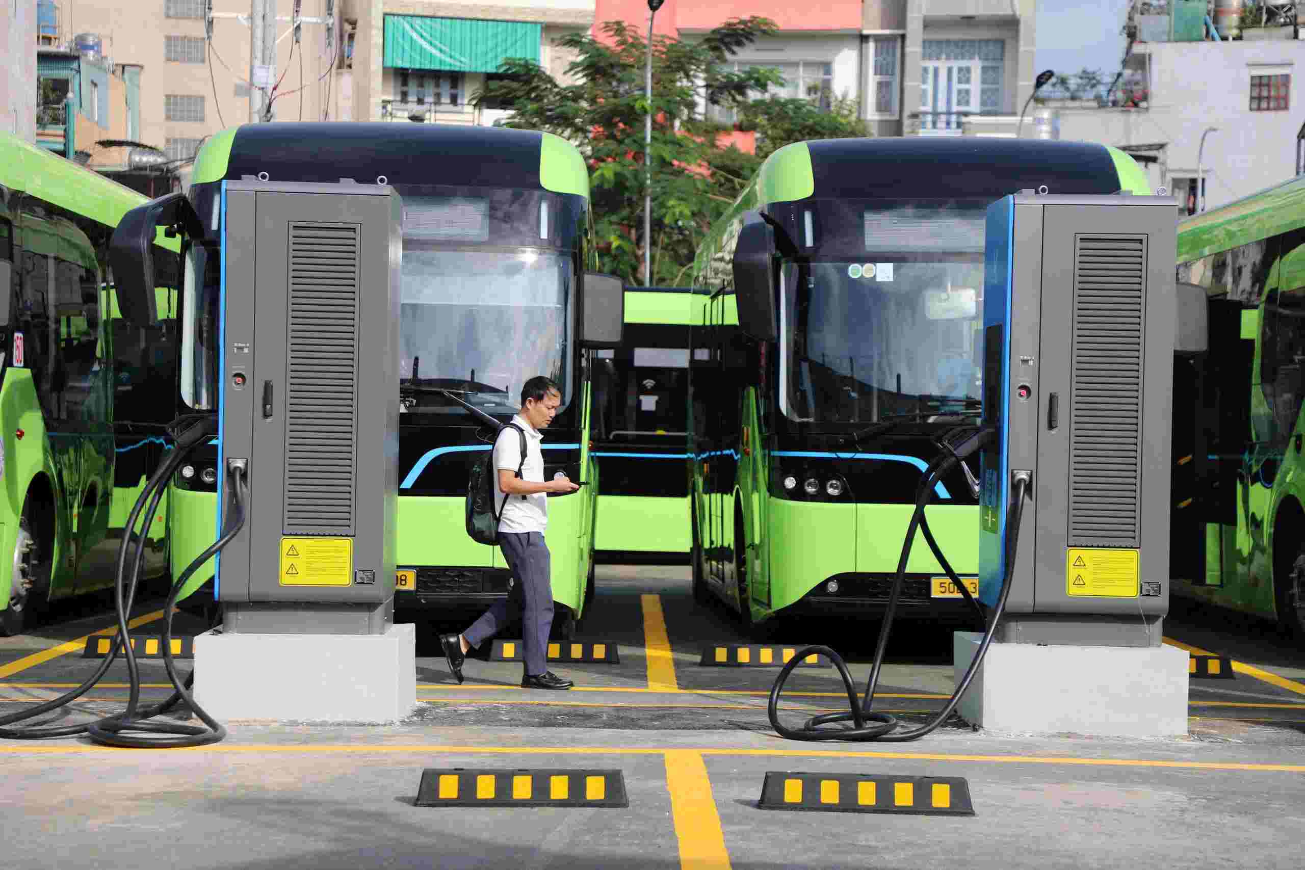 TPHCM tiết kiệm 216 tỉ đồng nhờ đấu thầu 62 tuyến xe buýt