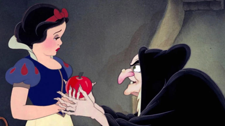 This horrific Snow White theory changes everything about the Disney movie