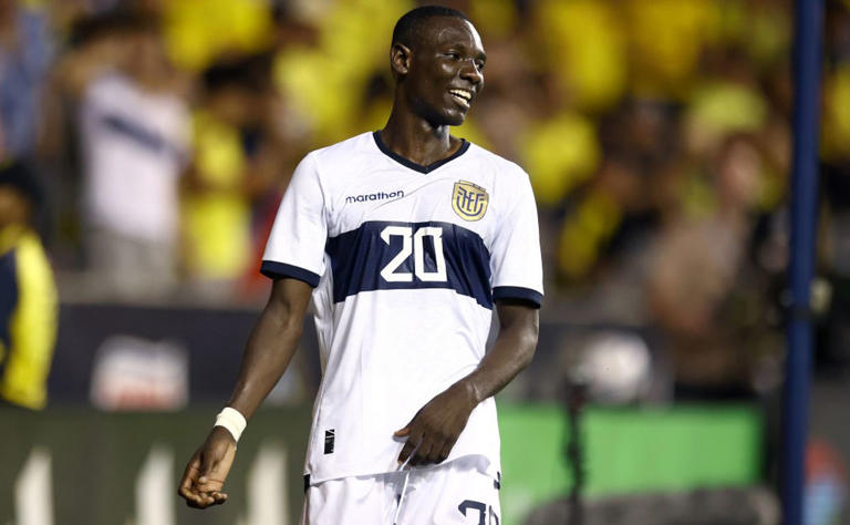 Janner Corozo quiere salir de Barcelona y grande de LigaPro lo llamó ya