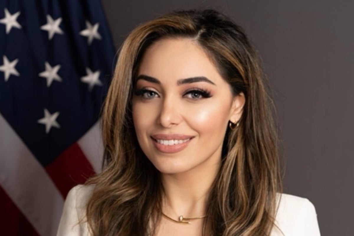 Trump promotes attorney and part-time salon owner to oversee US visas