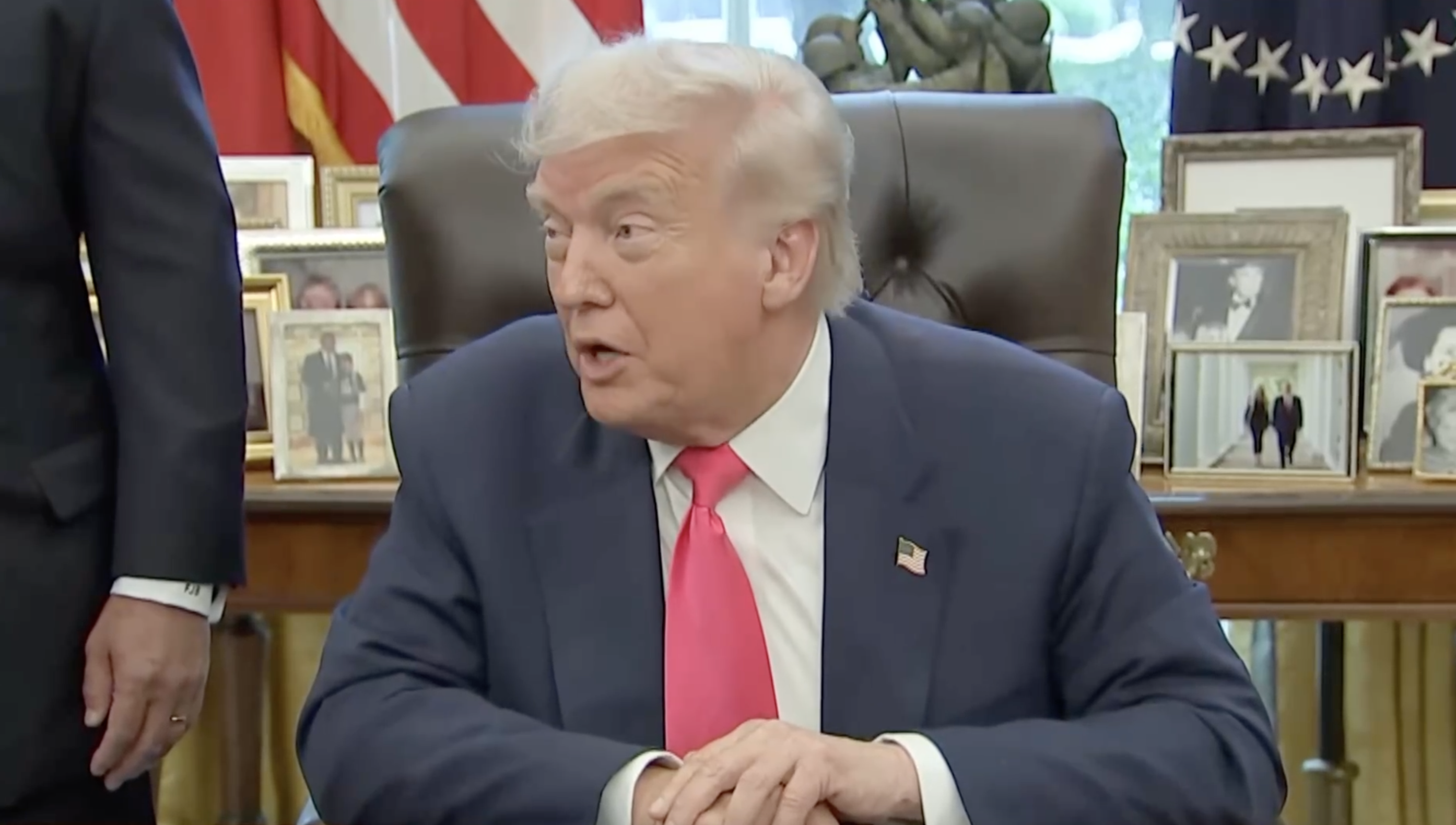 'Signed by the human hand, for a change': Trump loses cool, lashes out ...