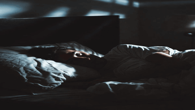 Why You Keep Waking Up Between 2 and 5 A.M. and the Simple Nighttime ...