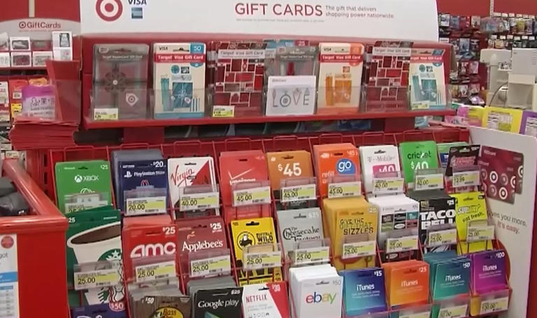 Experts warn of post-holiday gift card, shipping scams