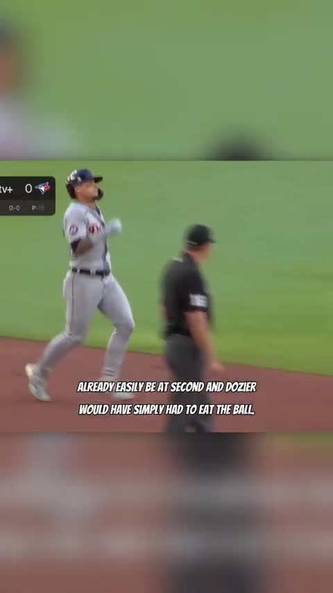 Miguel Cabrera proved he has ZERO speed on this play