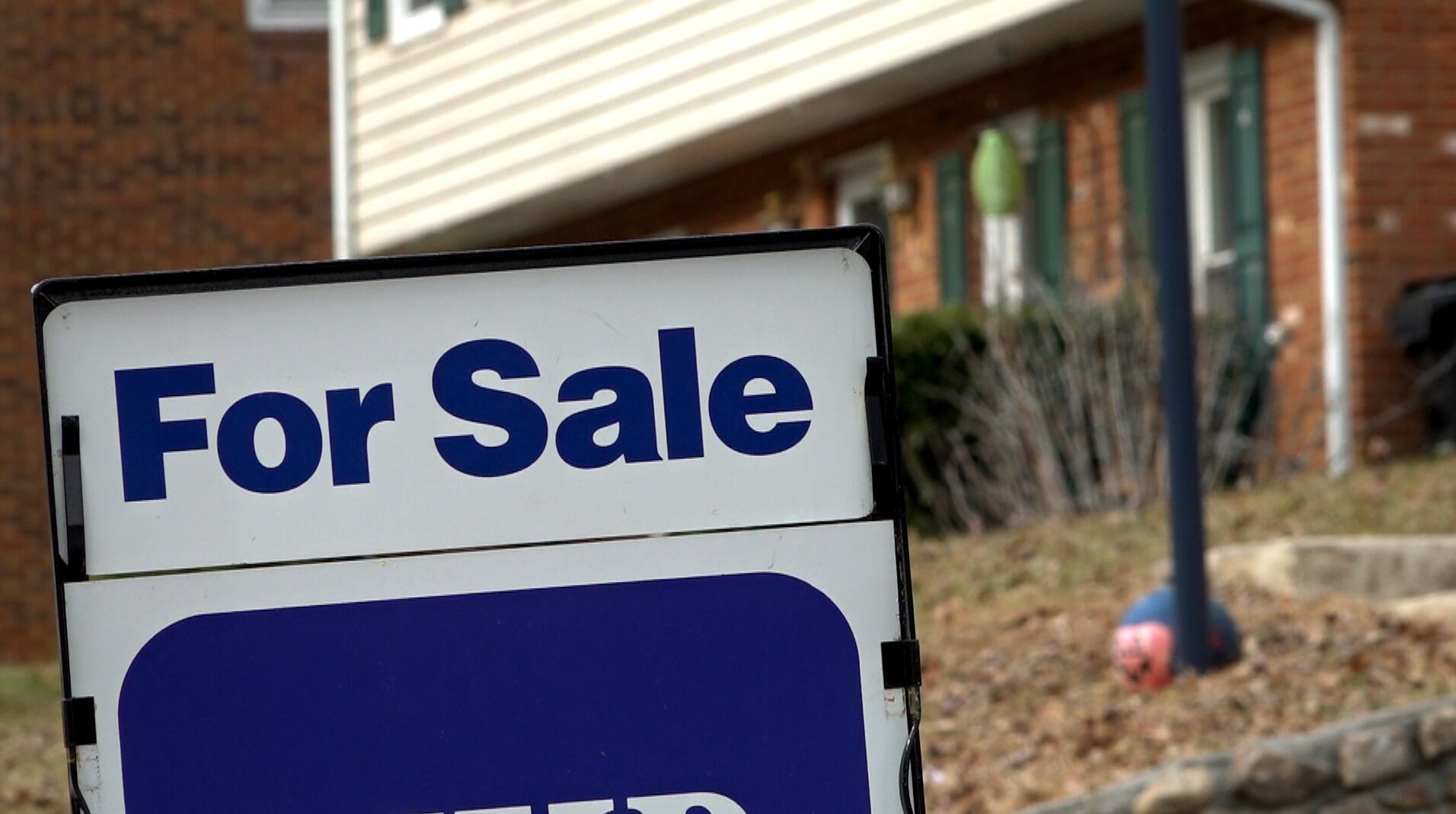 Virginia homebuyers get relief as interest rates drop