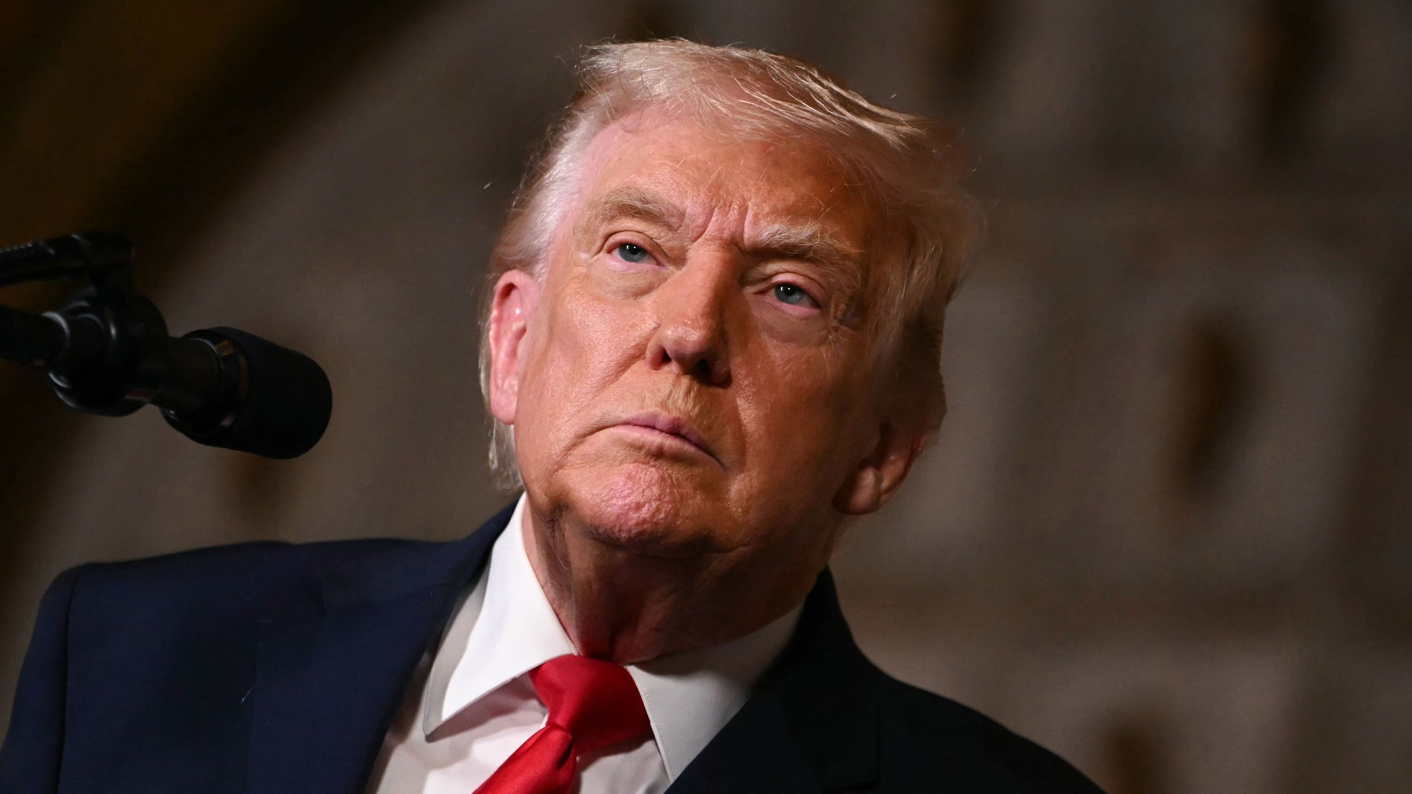 Rebel GOP senators fire warning shot at weakened Trump