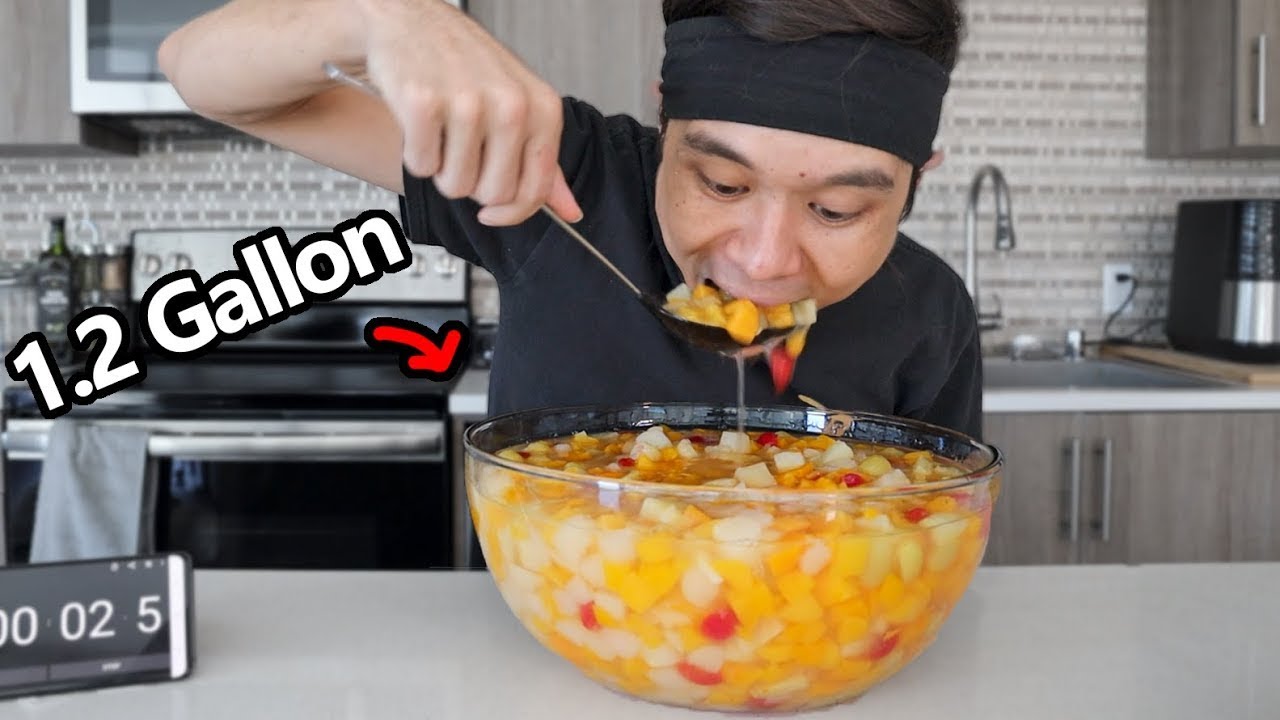 How fast can I eat 10 cans of fruit? 🍓