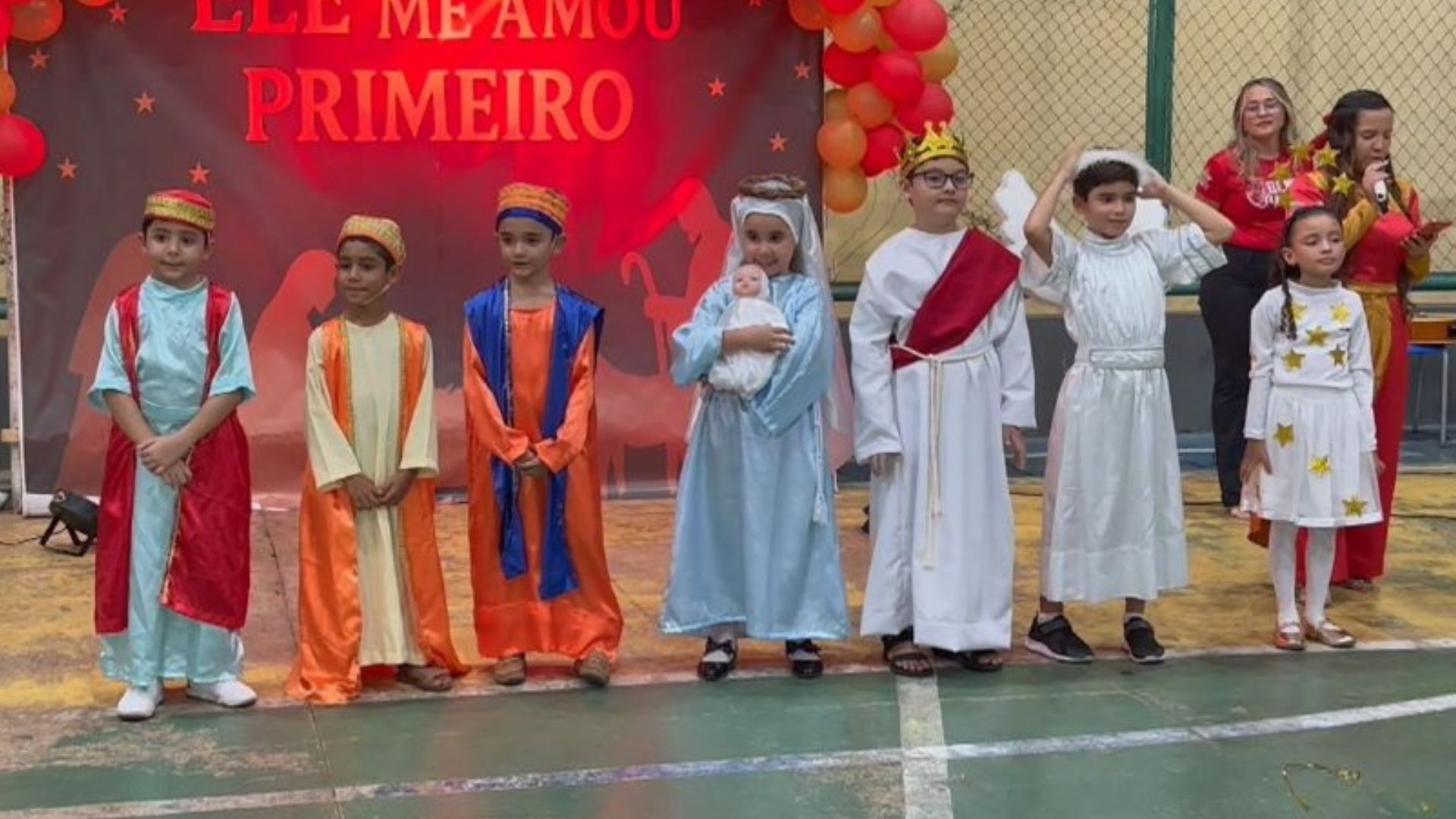 Alunos da Escola Estrela Guia celebram nascimento de Jesus no programa ...