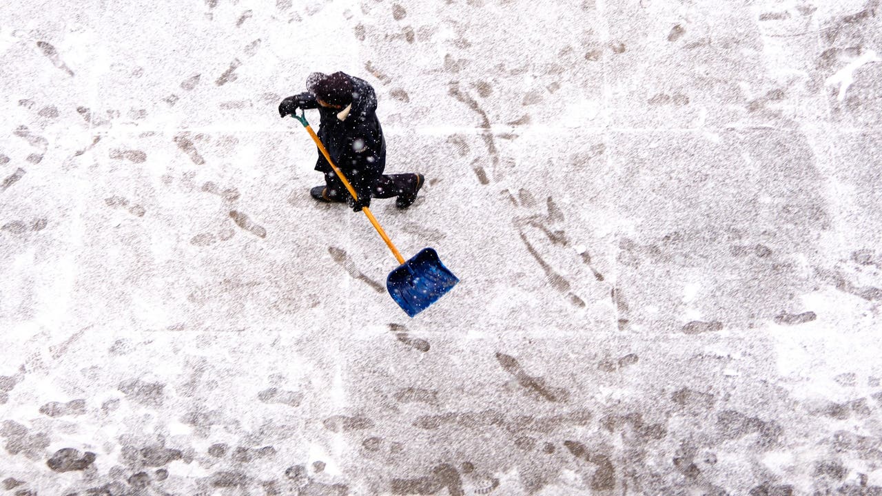 Snow alert issued for Sunday, NYC crews prepare for possible accumulation