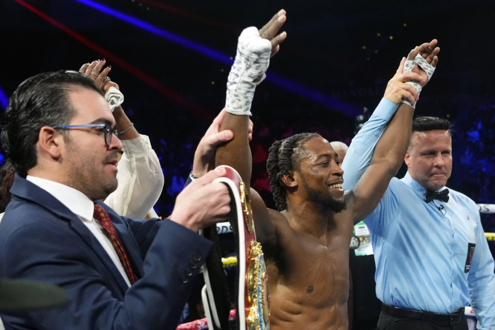 Keyshawn Davis Return Highlight Loaded “Ring 6” Undercard at MSG