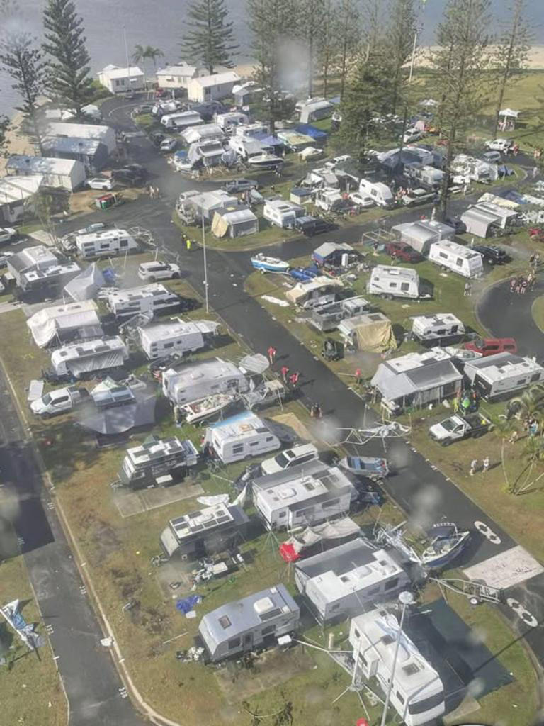 Broken crane holiday nightmare continues