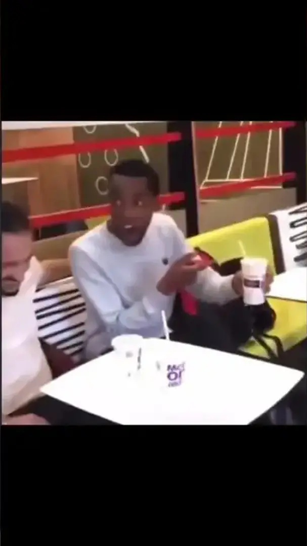 Mind-blowing straw magic trick!