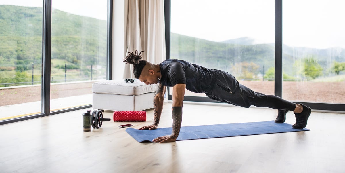 This 20-minute EMOM bodyweight workout will destroy your chest and legs