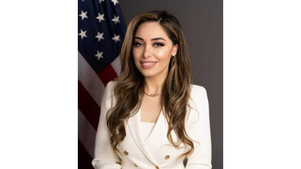 Who is Mora Namdar? Trump hires attorney, beauty salon owner to decide ...