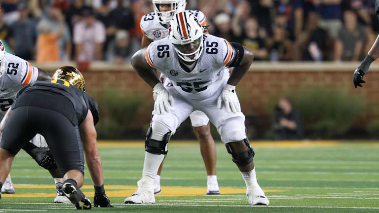 Elite SEC OL becomes immediate top target for Louisville after entering ...