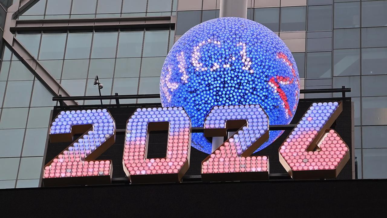 NY: 2026 New Year's numerals installed atop One Times Square - 66410692
