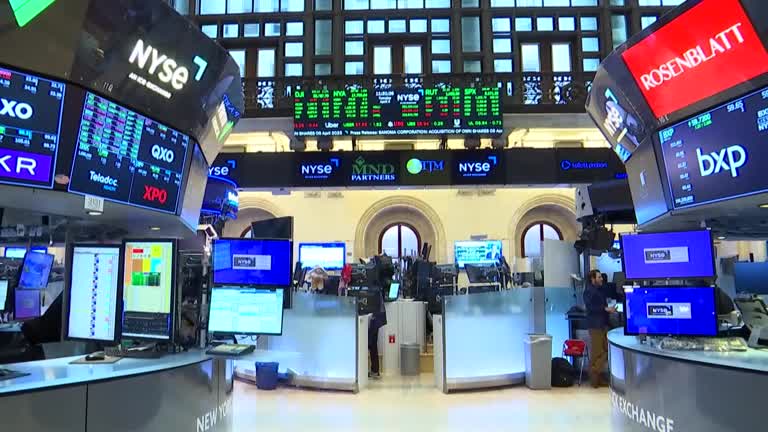 Wall St ends close to all-time highs in light, post-holiday session