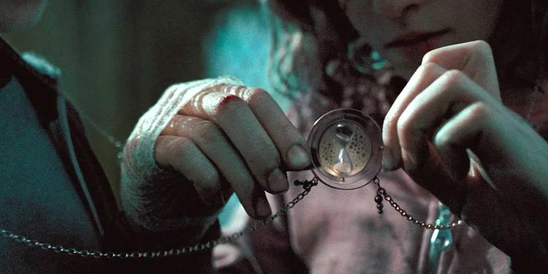 Harry Potter's Dumbledore time travel theory explained