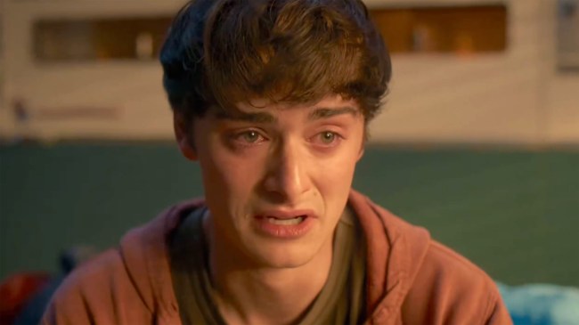 Noah Schnapp on his 'Stranger Things' coming-out scene: 'I cry pretty ...