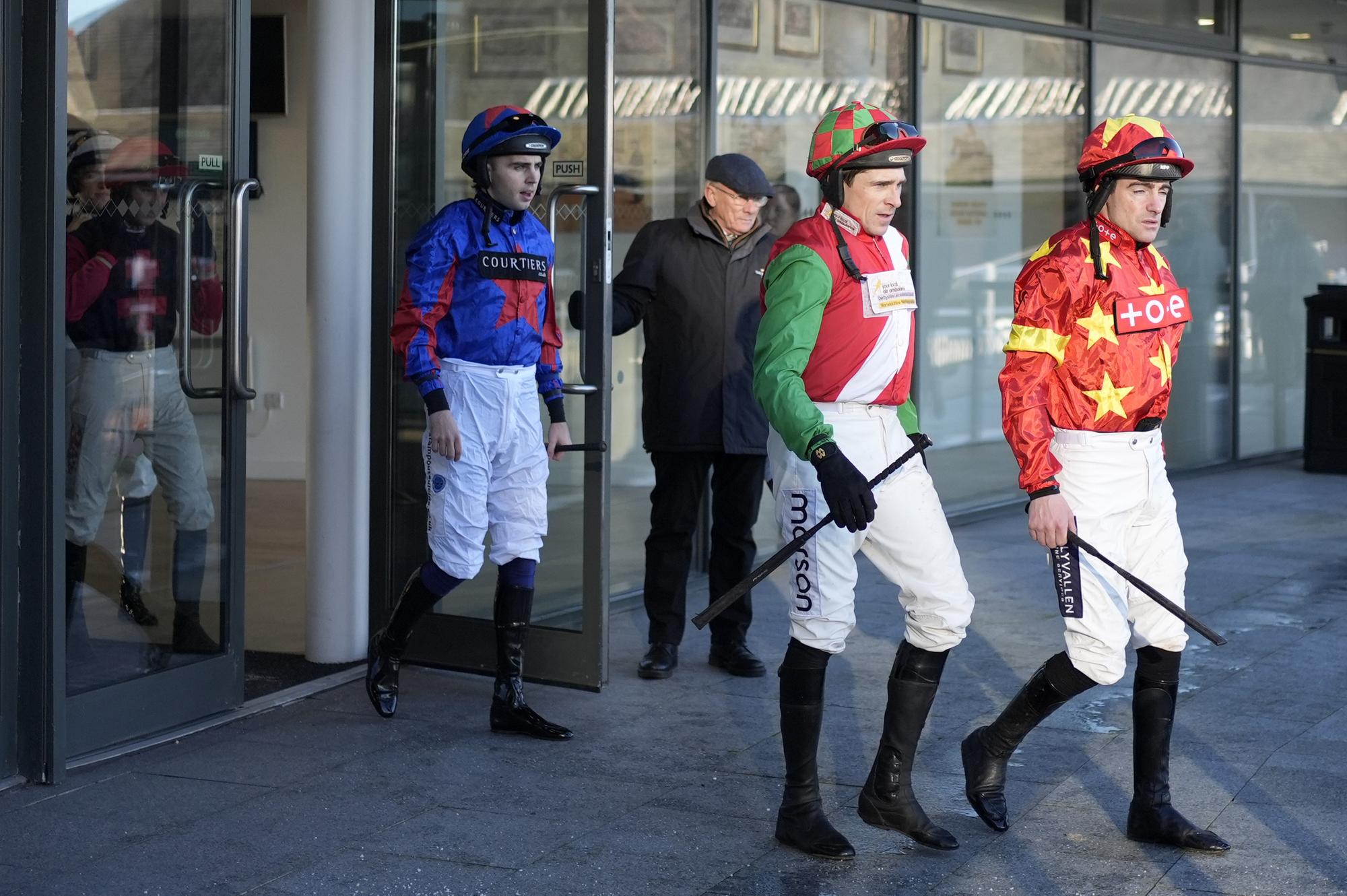 In-form Joel Parkinson and Sue Smith land Wetherby's feature William ...