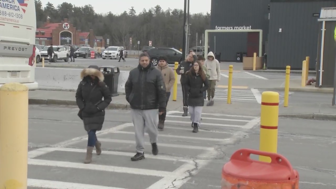 Snowstorm happens as many are traveling back from the holidays