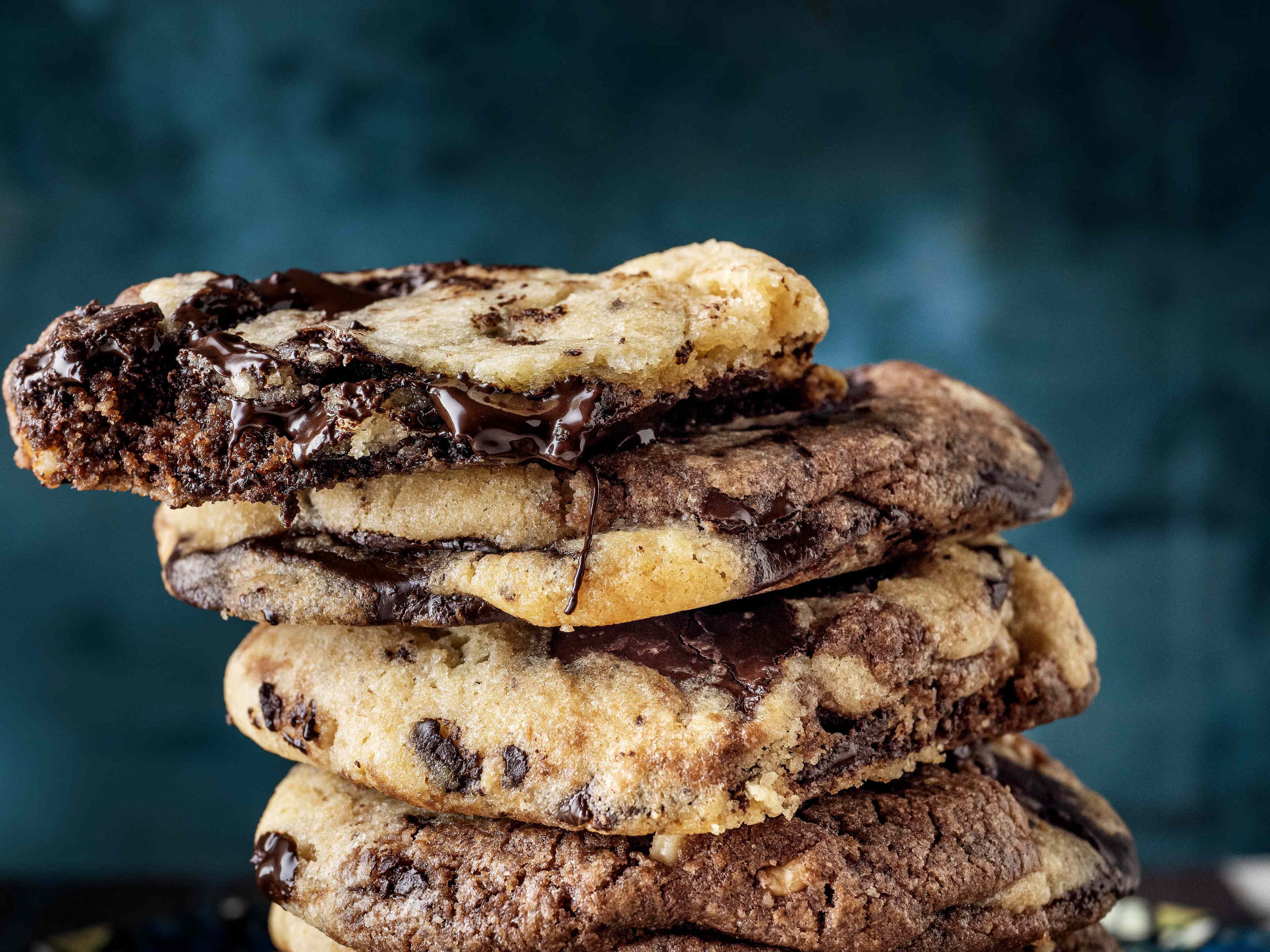 I discovered the secret to keeping my cookies perfectly soft and chewy ...