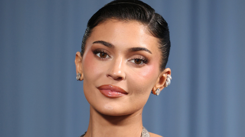 Side-by-side pics of Kylie Jenner's face transformation are jarring