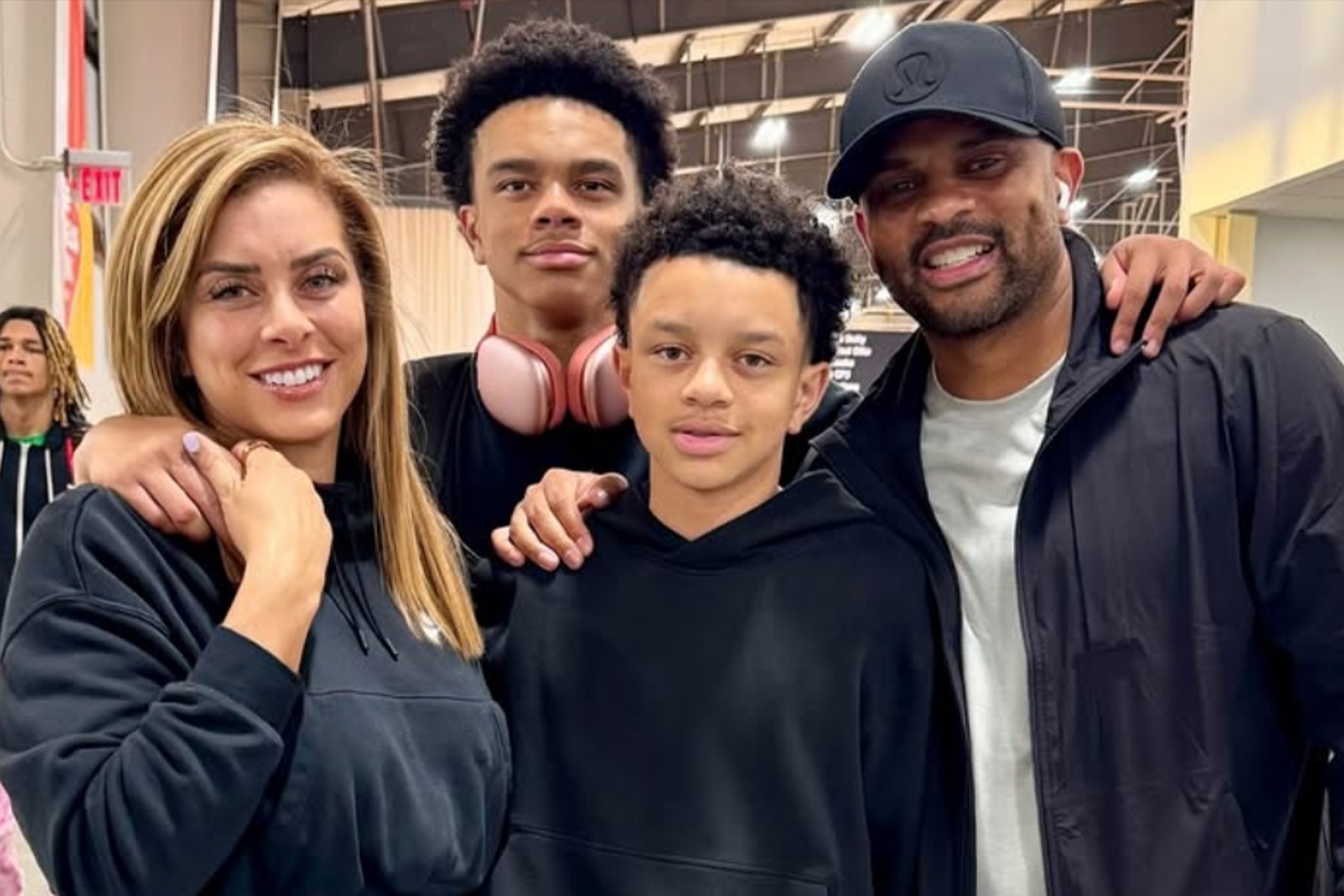 Robyn Dixon shares a rare look inside her family’s home (photo)