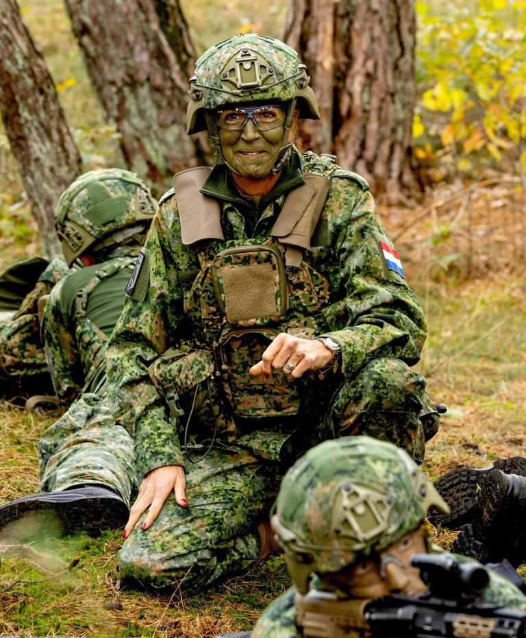 Queen Máxima’s 2025 style highlights: Historic tiaras, chic safari ...