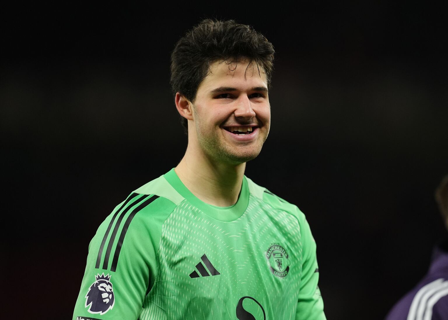 Patrick Dorgu stunner earns Man Utd much-needed Old Trafford win over ...