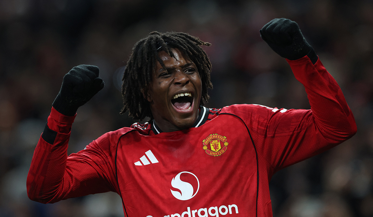 Roy Keane backs 'points over plaudits' after Manchester United win