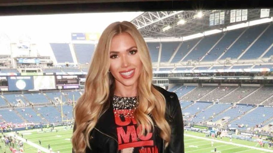 Chiefs heiress Gracie Hunt wears boldest fit yet flaunting abs in loss ...