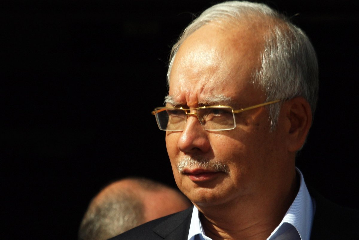 Former Malaysian PM Najib Razak gets 15 years for money laundering ...
