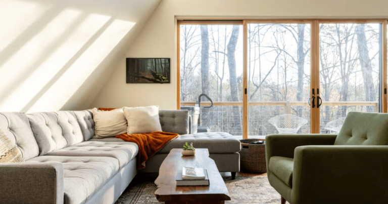 We found the coziest winter Airbnb in Kentucky and needed to share