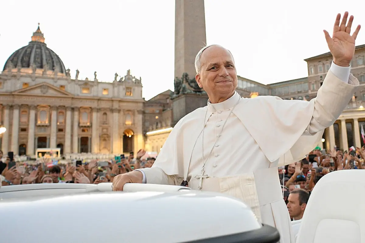 Papa Leão XIV celebra su primera Misa del Gallo y llama a la paz y la ...